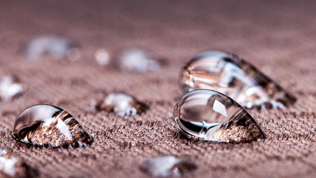 Dynamic contact angles explained - DataPhysics Instruments